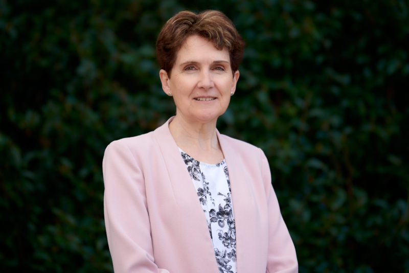 Outdoor Headshots Photographer in Sydney City, with Examples