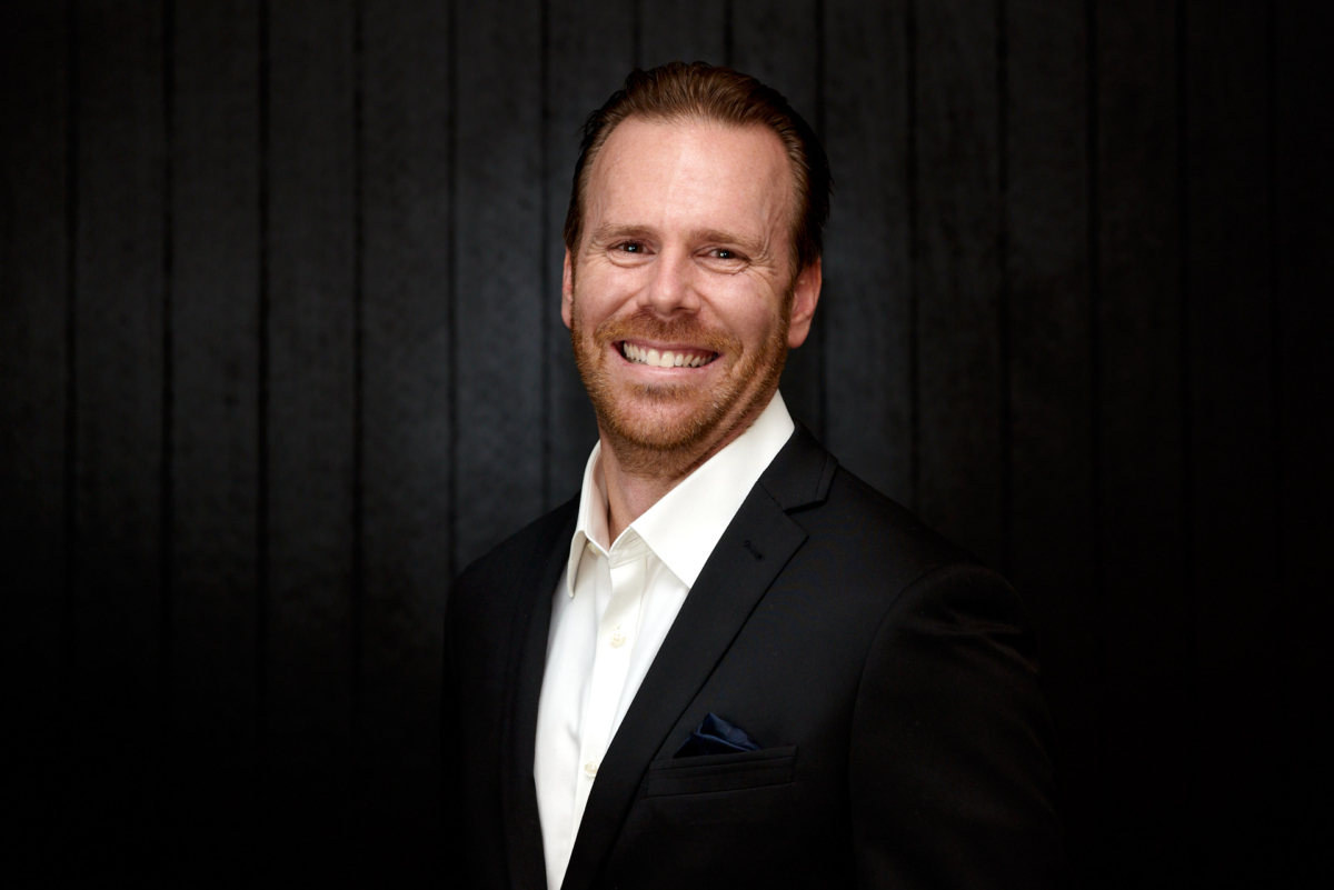 Headshot Background Guide, Best Pro Background Options